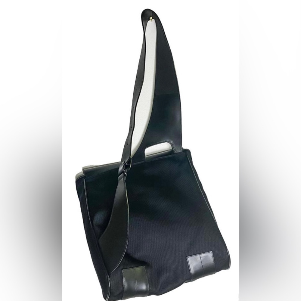 Montblanc Meisterstuck Leather Messenger Bag Purse Us… - Gem